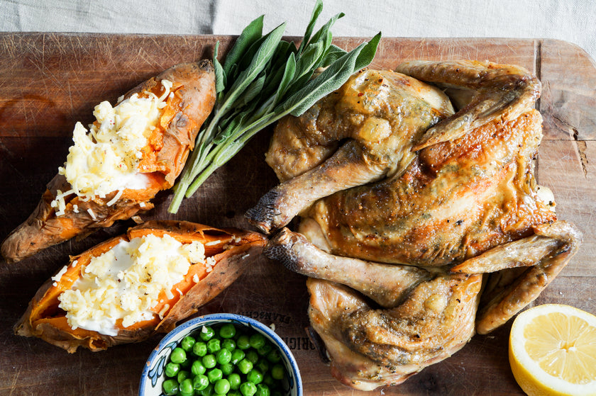 Spatchcock poulet noir met gepofte zoete aardappel – Lindenhoff.nl